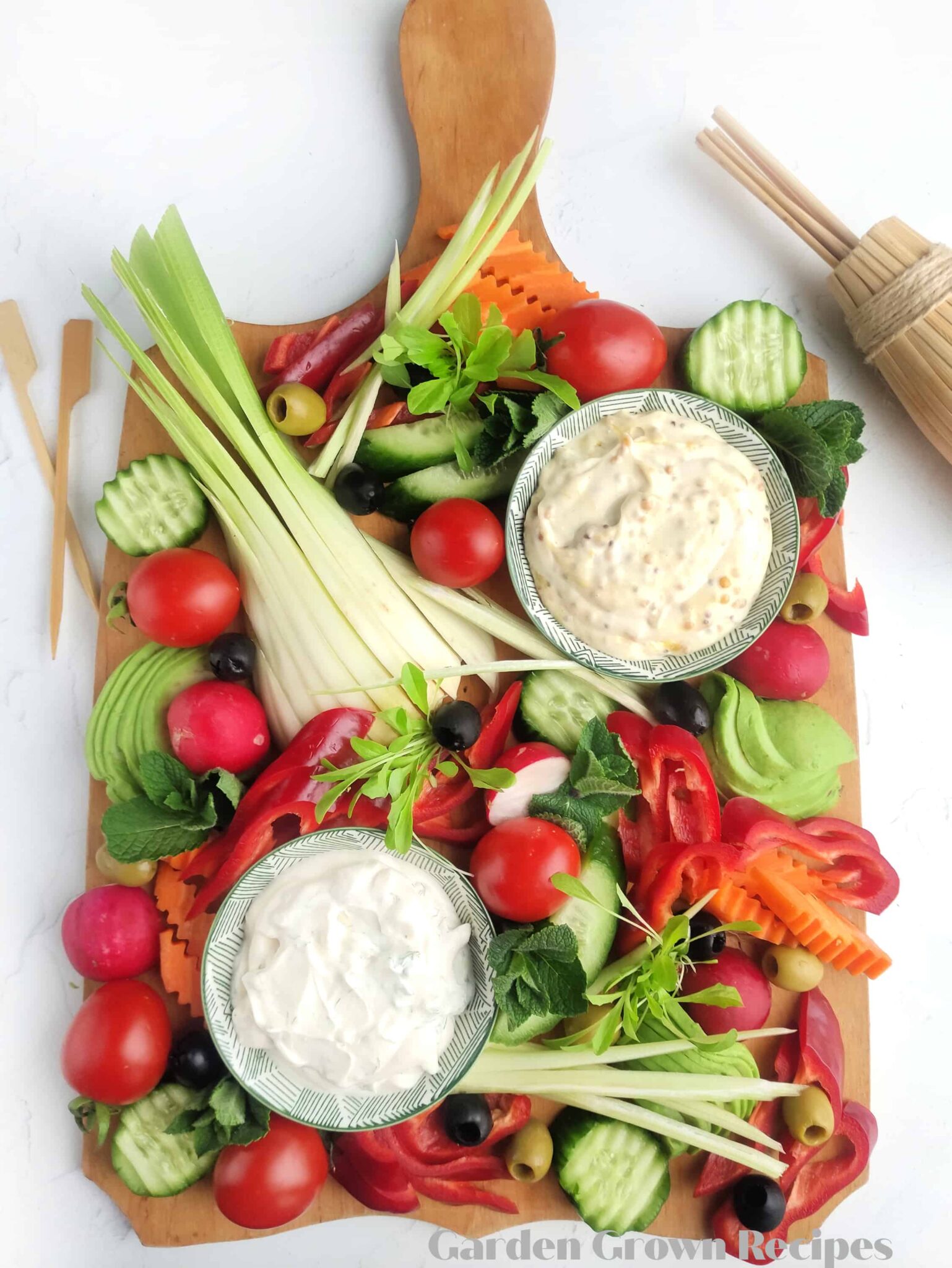 How to Make the Best Vegetable Platter with Fresh Veggies