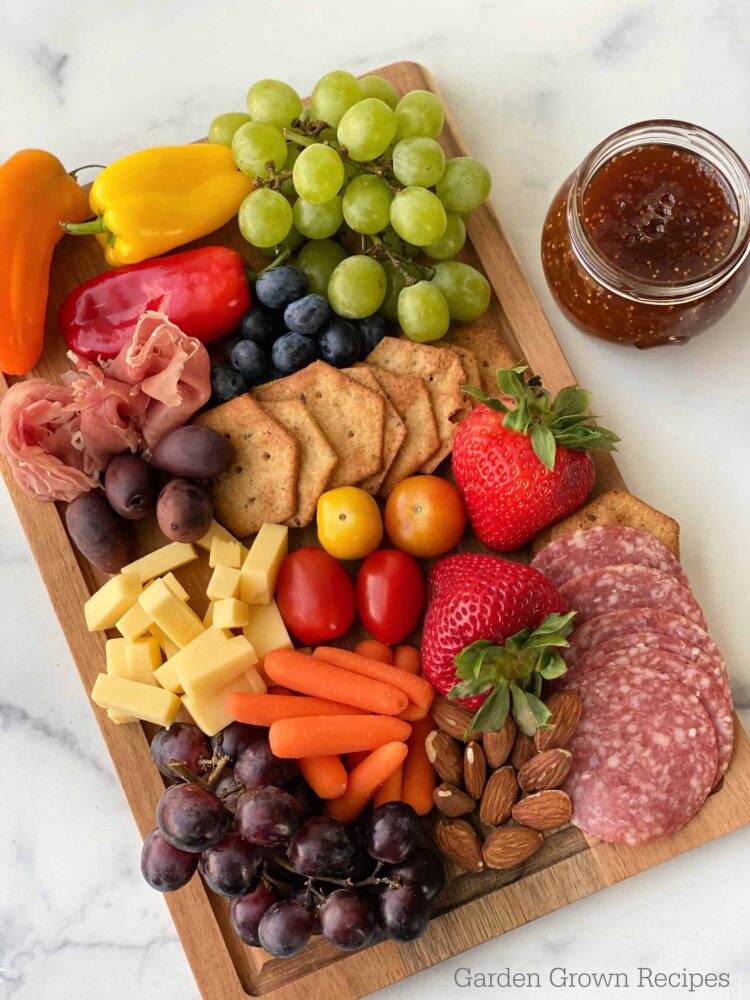 Easy Small Charcuterie Board Recipe