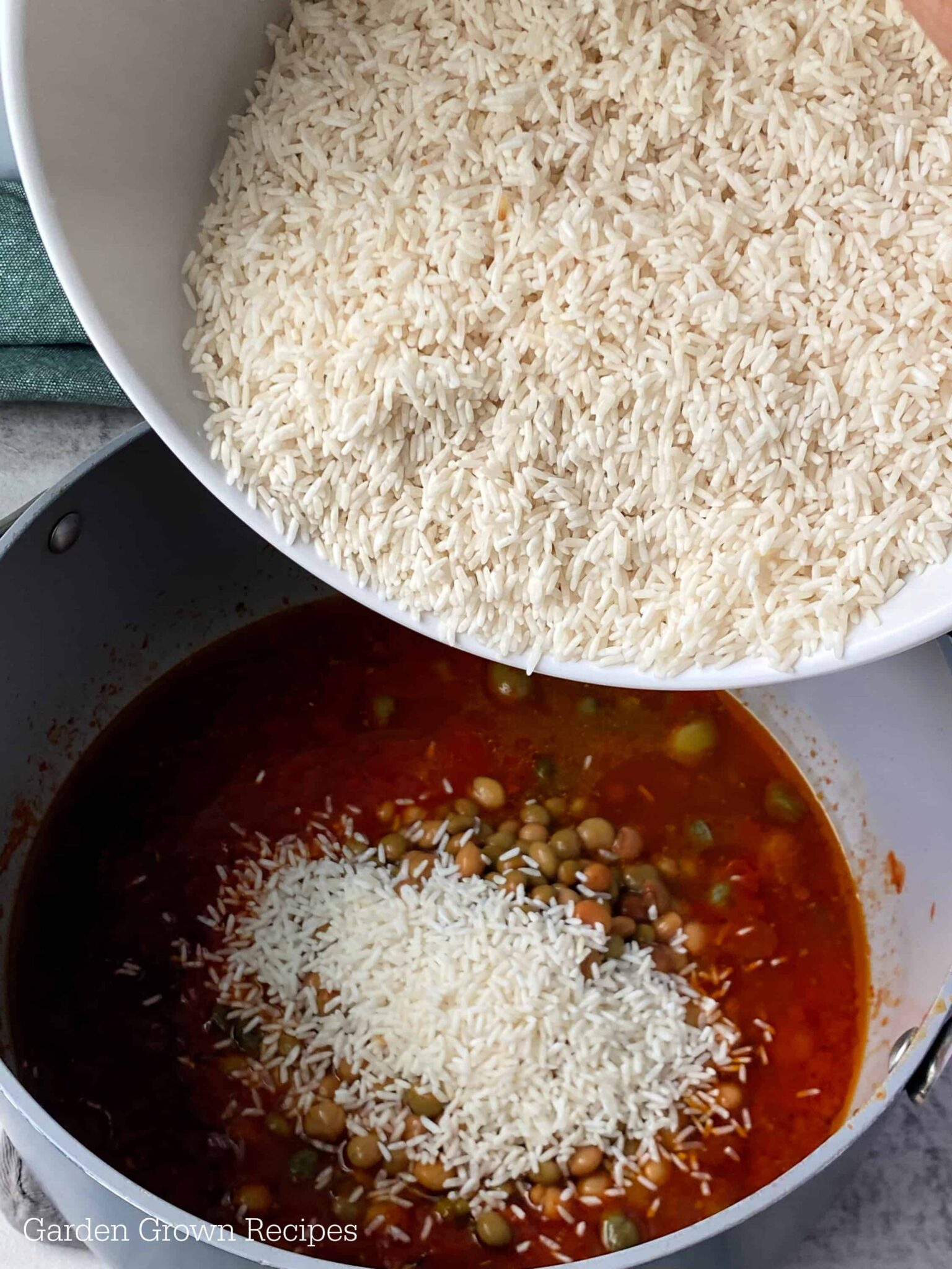 Puerto Rican Rice Recipe (Easy Arroz Con Gandules)